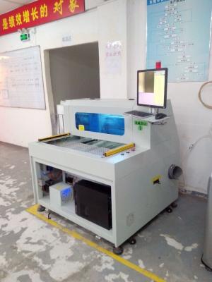 China Máquina de desmontaje de paneles PWB Equipo automático de separación de PCB CNC en venta