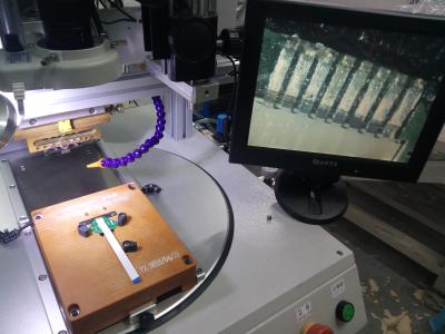 中国 FPC/PCBの熱い棒脈拍熱のはんだ付けする機械はんだ付けする機械 販売のため