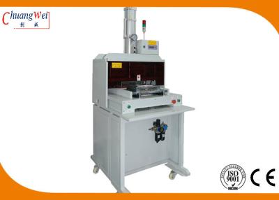중국 고정밀 PCB FPC 펀칭 머신 730x810x1700mm 크기 친환경 판매용