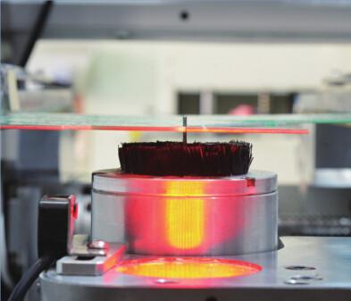 China Pneumatisch aangedreven 2,5 mm dikke FR4 PCB-scheidingsmachine Te koop