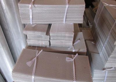 China 35cm het Breedtealuminium galvaniseerde Uitgebreid Metaal Mesh Sheet 1.5mm Dikte Te koop
