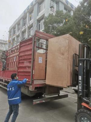 Κίνα Επαγγελματική βιομηχανική ραπτομηχανή Opek 300HS ιδανική για την παραγωγή καπέλων προς πώληση