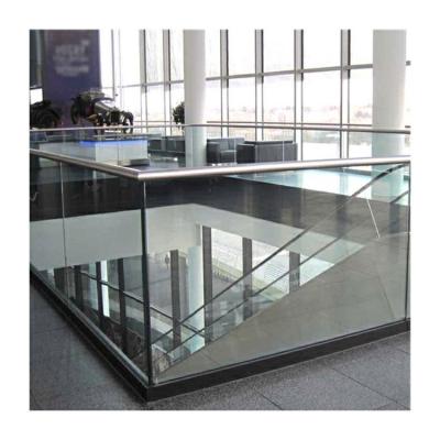 Cina Aluminium glazing channel sizes glass railing in balcony outdoor patio railings in vendita