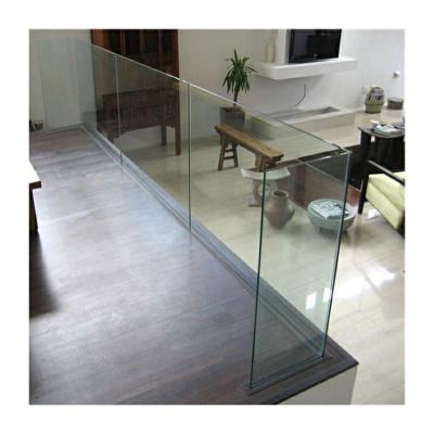 Cina Clear glass u channel stainless railing systems glass in vendita