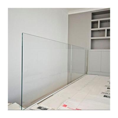 Китай 10mm shoe base glass panel railing system fencing for concrete patio продается