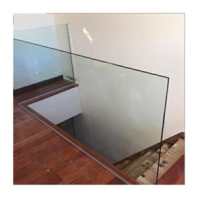 Cina Aluminium shoe base price glass railing connectors garden & patio privacy panel in vendita