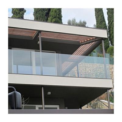 Cina 10mm aluminium u base toughened glass balustrade panels powder coated balcony railings in vendita