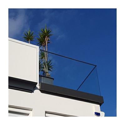 中国 U channel handrail framed glass balustrade roof hatch railing 販売のため