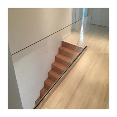 中国 Flooring railing glass balustrade tempered glass u channel with anodizing aluminum 販売のため