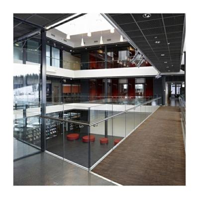 China Modern high quality factory price balcony railing U channel glass railing Te koop
