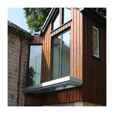 中国 Extruded u base glass panel decking balustrade balcony glass fencing 販売のため