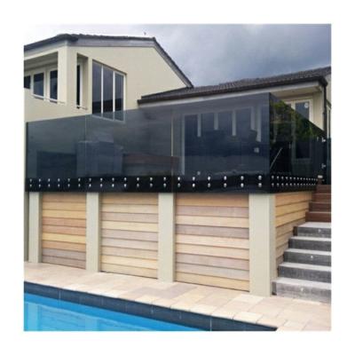 中国 Rwanda glass top standoffs patio standoff deck standoff railings 販売のため