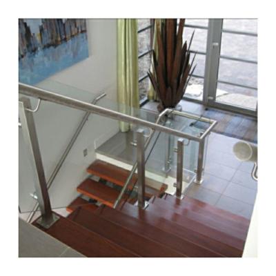 Cina Laminated glass fence wire handrails for stairs balustrade thickness in vendita