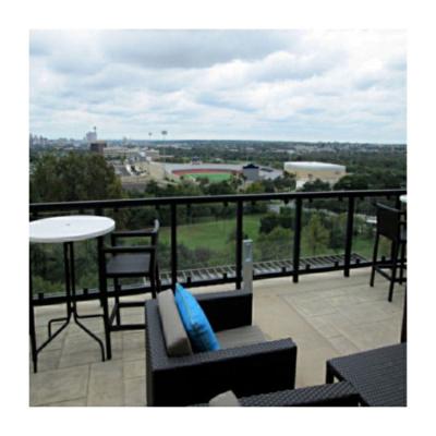 China Ultra clear glass handrail roof fencing railing mounting hardware à venda