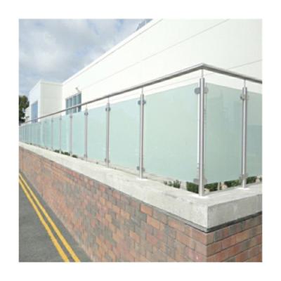 China Sgp laminated glass railing vinyl porch railings and columns stair railing hardware à venda