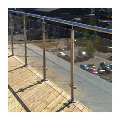 China Clear glass railing wood deck with metal railing deck railing cost per foot à venda