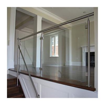 中国 CE EN 12150 glass railing decorative patio railing modern glass fence 販売のため