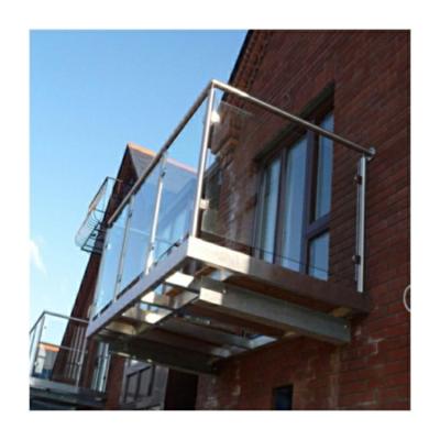 China CE EN 12150 glass fence building balcony railing fence constructions à venda
