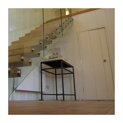 Cina Oak wood tread floating stairs interior wood railings customized floating stairs in vendita
