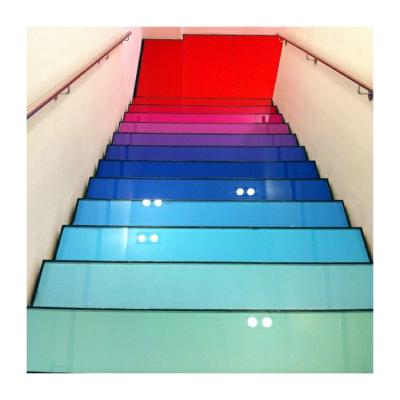 中国 Duplex house stairs multilayer glass staircase panels floating staircase indoor 販売のため