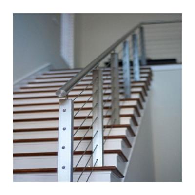 Cina Railblazers stair railing vertical stainless steel cable railing old barbed wire fence in vendita