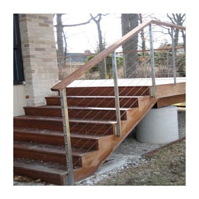 中国 Porch railing system ss cable railing fittings coated wire fencing 販売のため