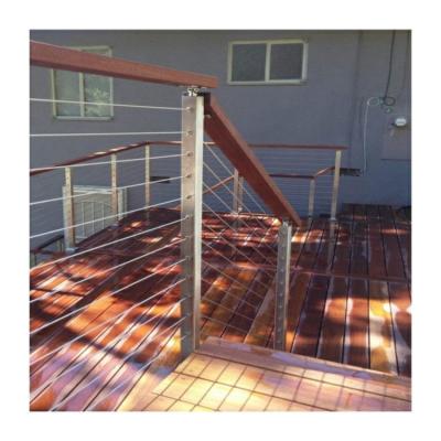 中国 Horizontal front porch railing cable railing connectors 12 gauge welded wire fence 販売のため
