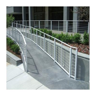 China Porch railing spindles cable for railing systems 2x4 wire fence en venta