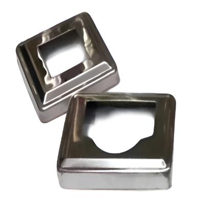 Cina Ss304 Ss316 Decorative Handrail Railing Square Base Cover For Balustrade in vendita
