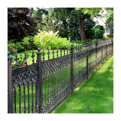 Cina Galvanized Wrought Iron Ornament Garden Decorative Wrought Iron Fence in vendita