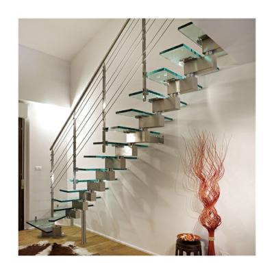 Cina Glass staircase china central stringer glass open riser staircase in vendita
