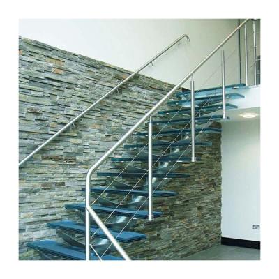 Cina Crystal round staircase used indoor toughened glass treads glass post straight stair in vendita