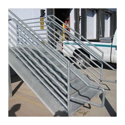 Cina Low cost stair steel mono glass metal straight staircase in vendita