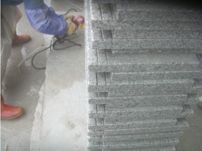 Cina Pietre facenti un passo/del granito grigio chiaro unico pietre facenti un passo fatte a mano in vendita