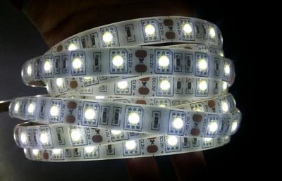 Cina 14,4 la luce di striscia di watt SMD LED IP65 impermeabile raffredda il bianco per illuminazione della baia in vendita