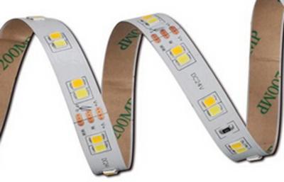 Cina Colore di Epistar che cambia la striscia 2835 Nonwaterproof regolabile IP20 del LED in vendita
