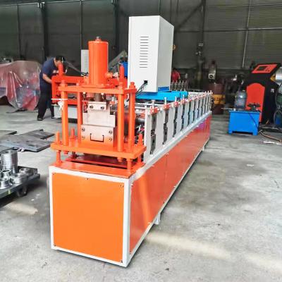 China Steel frame purlin machinery roll forming c metal channel profile making machine en venta