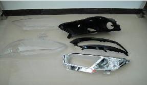China Injeção plástica dobro partes moldadas com plástico do ANIMAL DE ESTIMAÇÃO do HDPE do PVC à venda