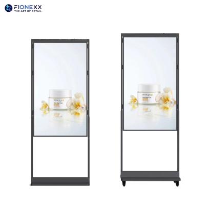 China CE 4000nits LCD Window Displays Free Standing Window Digital Signage for sale