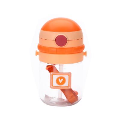 Cina Progettazione di personaggio dei cartoni animati di plastica portatile libera del robot delle bottiglie di Bpa dei bambini dei bambini in vendita