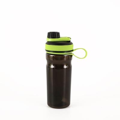 Cina Proteina libera 700ml Shaker Bottles With Silicone Handle di BPA in vendita