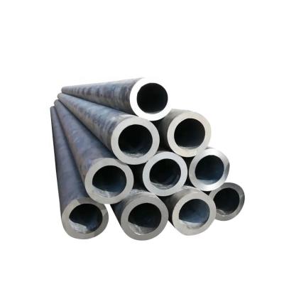Cina EN Standard Hot Rolled Carbon Seamless Steel Pipe ST37 ST52 1020 1045 A106B Fluid Pipe in vendita