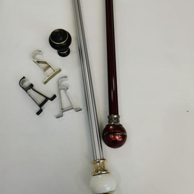 China Zilveren kies 28mm de Europese Staven van het Stijl Op zwaar werk berekende Buitengewoon lange Gordijn uit Te koop