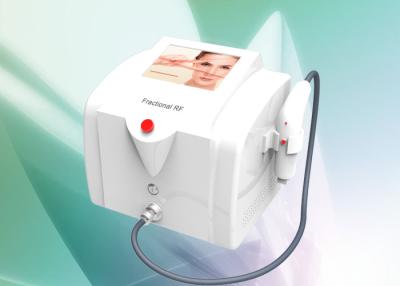 中国 持ち上がり、緩和する皮のための 2MHz 50W 僅か RF Microneedle の機械 販売のため