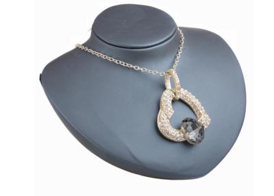Cina Cuore placcato oro d'argento su ordinazione del diamante nero delle collane dei gioielli di modo del costume in vendita