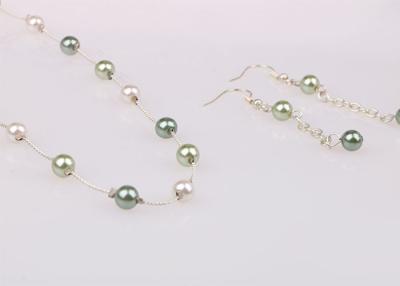 Cina La bigiotteria della perla del modo delle donne mette la collana della perla della tazza della latta dell'oro con gli orecchini in vendita