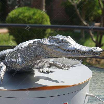 China Cast Polished Stainless Steel Crocodile Decoration Sculpture for sale