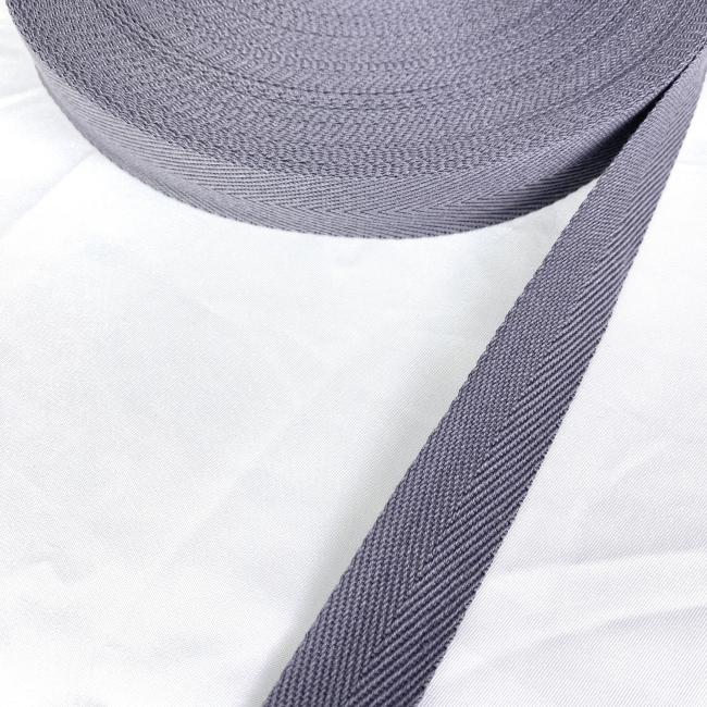 Belt manufacturing with herringbone webbing