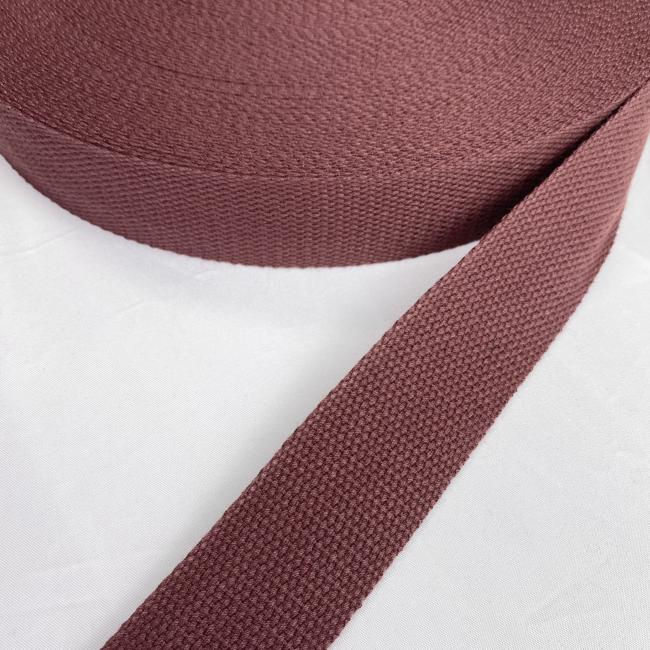 Webbing belt color variations