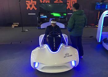 Cina Realtà virtuale fresca bianca/blu che guida simulatore con il vetro di DEEPOON E3 VR in vendita
